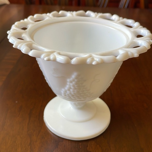 Vintage | Dining | Vintage White Milk Glass Pedestal Footed Bowl ...
